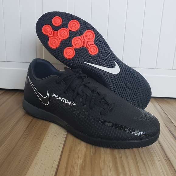 Nike | Shoes | Nike Phantom Gt2 Academy Ic Dc76500 Black Indoor Soccer ...